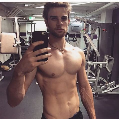 Nathaniel Buzolic Australian Actor Scrolller