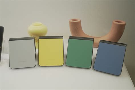 Samsung Galaxy Z Flip Dan Z Fold Punya Warna Eksklusif Dan Edisi Khusus Indonesia