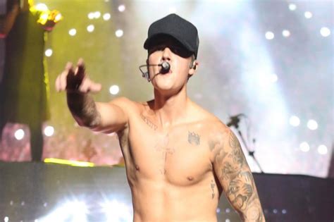 Justin Bieber Loses Beer Contest