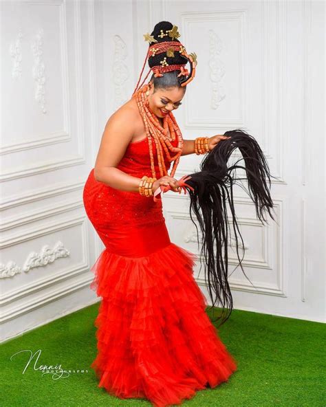 Pin By Sandra Tembo On Sandra Bride And Groom Outfits Groom Outfit Native Outfits