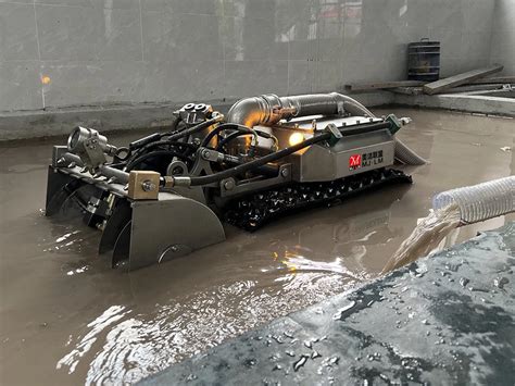 Dredging Robot Suitable For Culvert Box Culvert Detection And Dredging