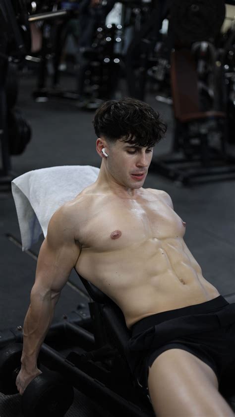 Michael Vente Michaelvente • Instagram Photos And Videos