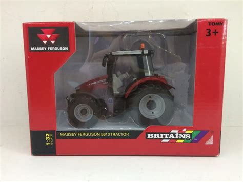 Toy Models Britains Massey Ferguson 5613 Tractor Edward White Model