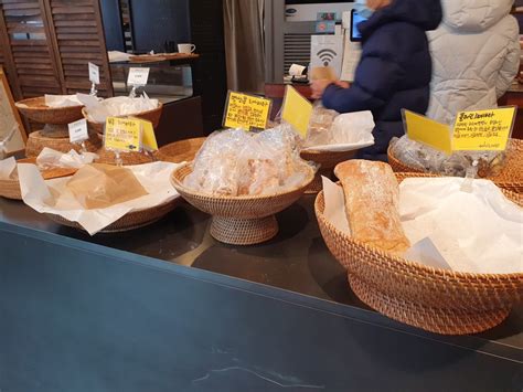베이커리율교 맛있는 빵은 이거 디시 이슈