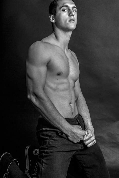 Dimitris P Men Mainboard Nevs