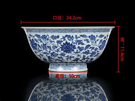 靓宝格 乾隆 青花缠枝花卉纹大碗（官窑，《大清乾隆年制》款）