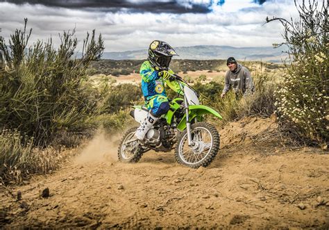 KLX110R ǀ 2022 ǀ Kawasaki Belgique