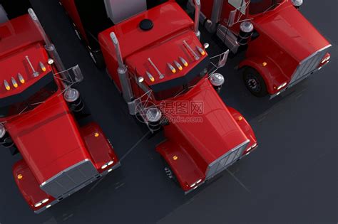 美国卡车泊三辆上面的红色卡车插画图片下载 正版图片503152451 摄图网