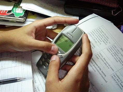 Нокиа 3310: обзор старого и нового кнопочного телефона