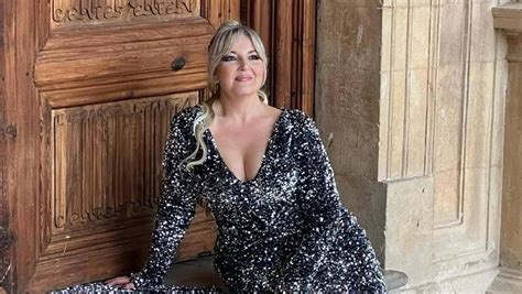 Mariola Cantarero cruza el río del bolero en su nuevo disco Embrujo de