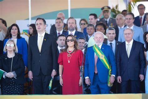 Em Brasília E No Rio Atos Do 7 De Setembro Não Têm Faixas Golpistas