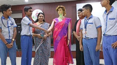 Meet Iris Indias First Ai Teacher