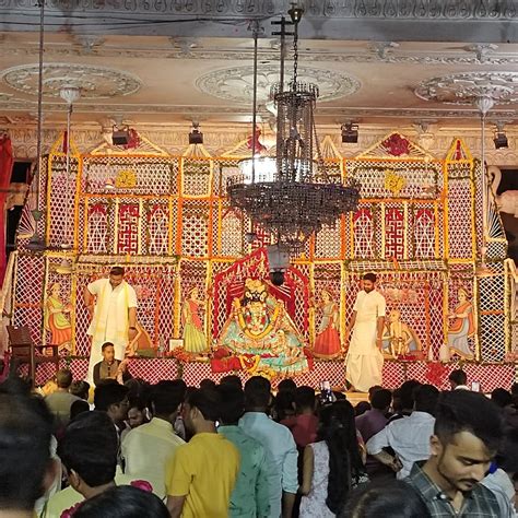 Shri Radha Sneh Bihari Ji Temple Vrindavan Timings History Entry Fee