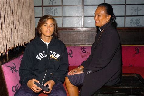 Tuki Brando Chi è Il Nipote Di Marlon Brando Cosmopolitan