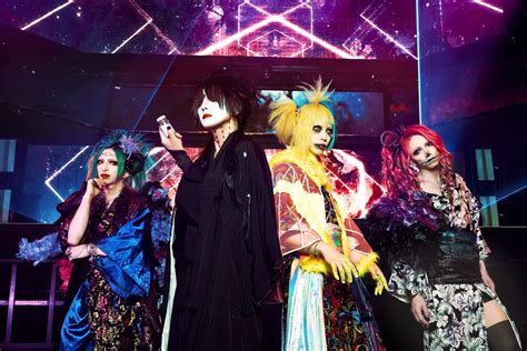 Rulou 流浪 Group Photo Vkgy ブイケージ