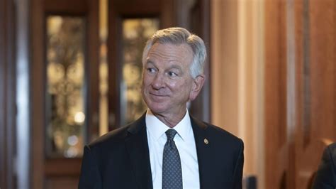 Hundreds Of Military Promotions On Hold As Gop Senator Demands End To