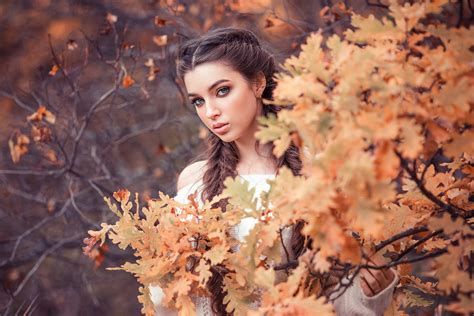 Portrait Women Leaves Face Sergey Shatskov Eyeshadow Trees Fall Braids Bare Shoulders