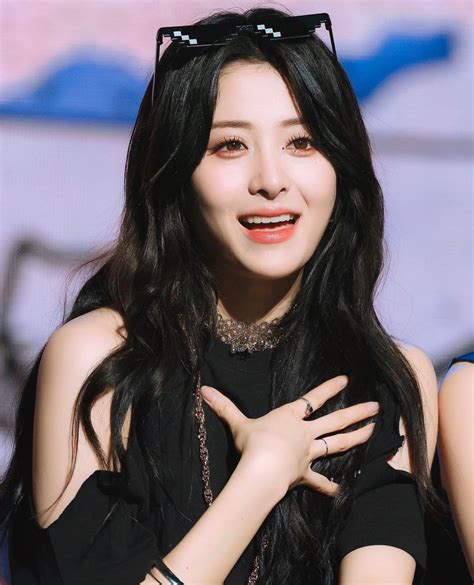 허윤진 최애 짤 연예인잡담 에펨코리아