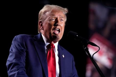 美 트럼프 中시진핑 대만 들어가면 관세 200 부과