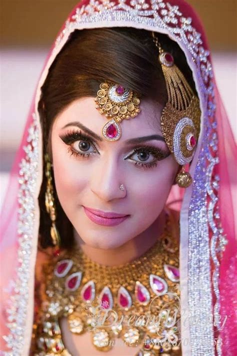 Engagement Bridal Makeup Tutorial Tips 2020 2021 And Dress Ideas