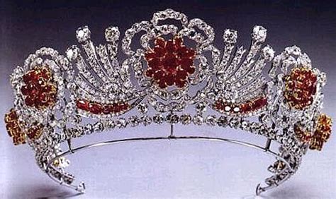 Tiara Mania Queen Elizabeth Ii Of The United Kingdoms Burmese Ruby Tiara