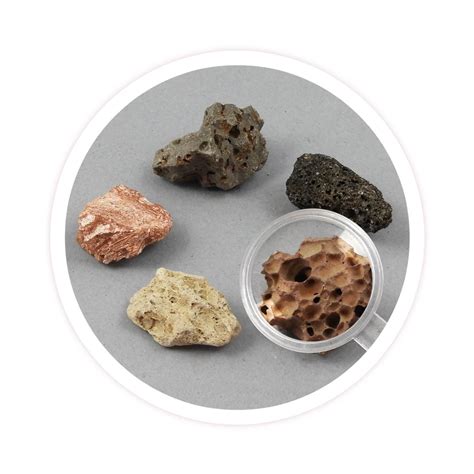 Buki Mini Vulkán A Vykopávka Hornin