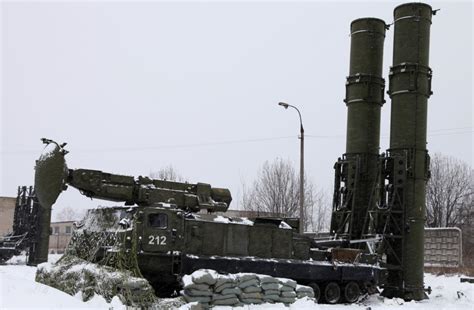 Зенитно-ракетный комплекс "С-300" | Энциклопедия военной техники