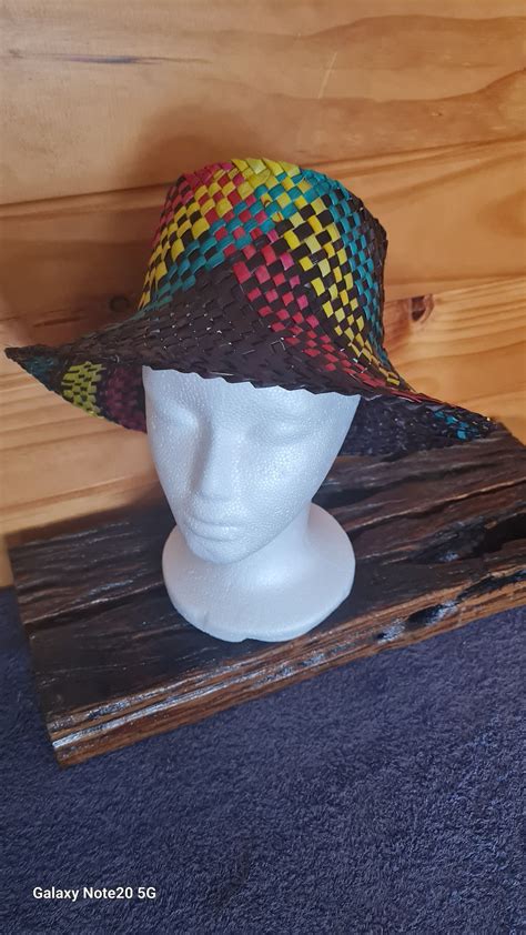 Weave With Flax Kete
