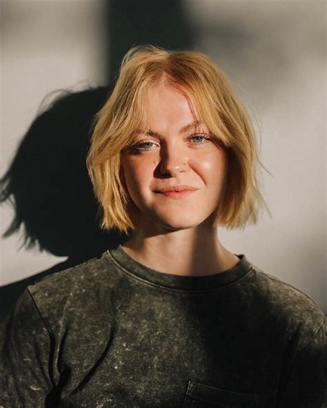 10 Chic And Easy Chin Length Bob With Bangs Haircuts To Update Your Style