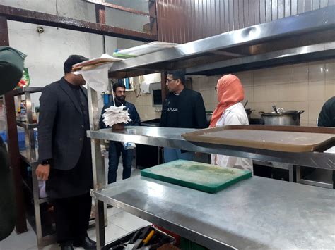 ڈی جی پنجاب فوڈ اتھارٹی فوڈ سیفٹی ٹیمز کے ہمراہ مری پہنچ گئے۔ Punjab