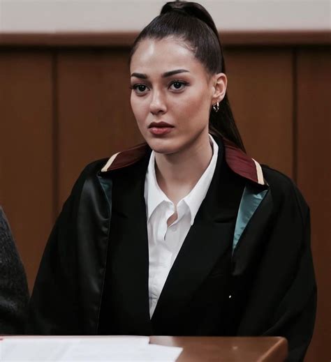 Padawan Juriste Adlı Kullanıcının Aesthetic Panosundaki Pin Avukat