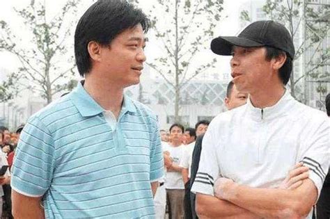 冯小刚《手机2》开拍 激起崔永元不满 炮轰冯小刚是人渣