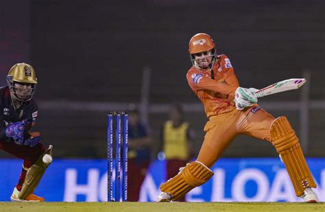 Gujarat Giants Thrash Royal Challengers Bangalore To Register Their 1st
