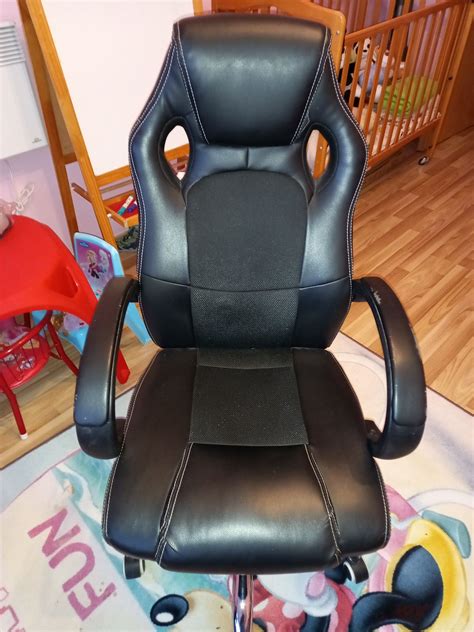 Геймърски въртящ се стол гр София Люлин 10 • Olx Bg