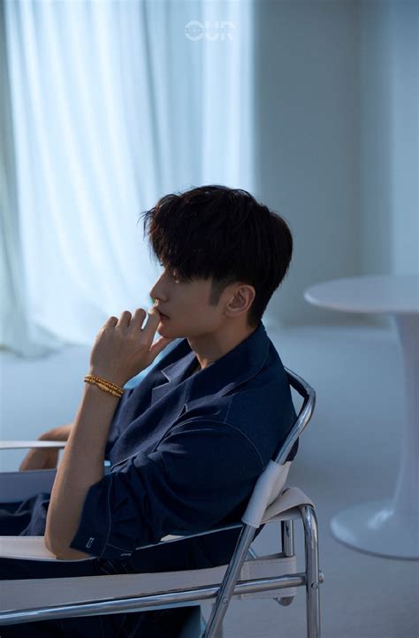CNent on Twitter 220822 我们的街拍时刻 Our Street Style weibo update All