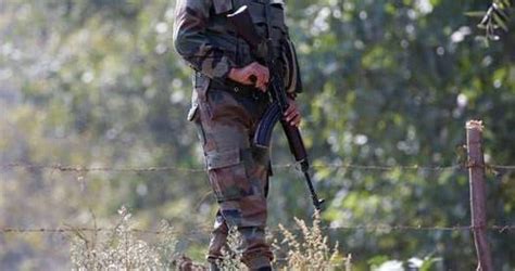 Army Jawan Kills 2 Colleagues Before Committing Suicide In Hp