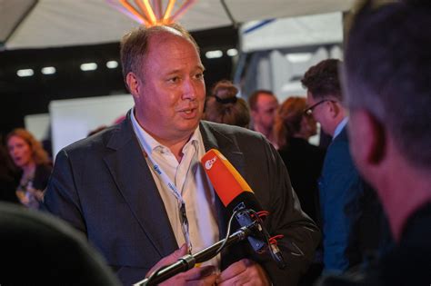 Corona Chaos Wie Helge Braun zum Minister für Selbstverteidigung wurde