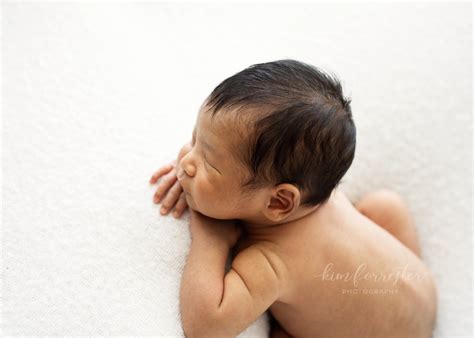 Studio Newborn Photo Shoot South Surrey Bc — Kim Forrester