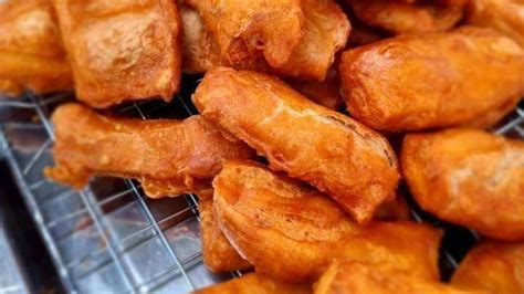ไก่ยอทอด สามสาว น้ำจิ้มซีฟู๊ดมะนาวสด ไม่ใส่ผงชูรส ตลาดนัดกระทิงแดง