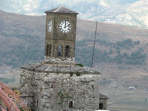 Gjirokastra Qyteti Që Pret Të Zgjohet Nga Këmbana E Sahatit Video