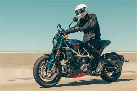 Indian Spiazza La Rivale Harley Pioggia Di Naked Sul Mercato Prezzi E