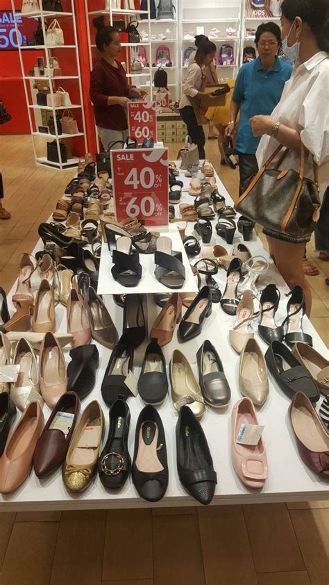 ร้าน Bata บาจา ซีคอนสแควร์
