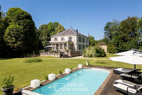 Vente Demeure de maître et son parc arboré avec piscine à REVIGNY SUR