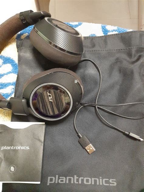 Platronics Headphone Audio Headphones And Headsets On Carousell