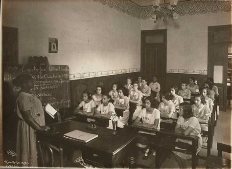 Pin De José Antônio Em Fotos Históricas História Da Educação Ensino