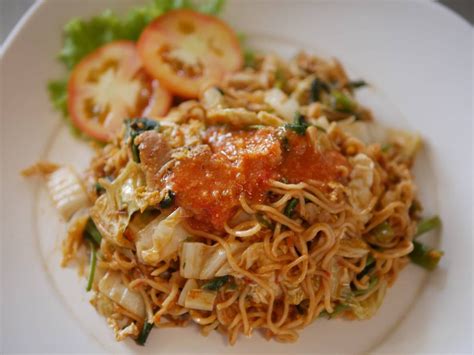 สปาเกตตี้ยากิโซบะ • Image ร้าน วริศรา อาหารตามสั่งหน้า ม ช หน้า