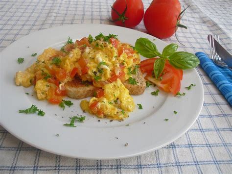 Rührei mit Tomaten von Nikismile Chefkoch