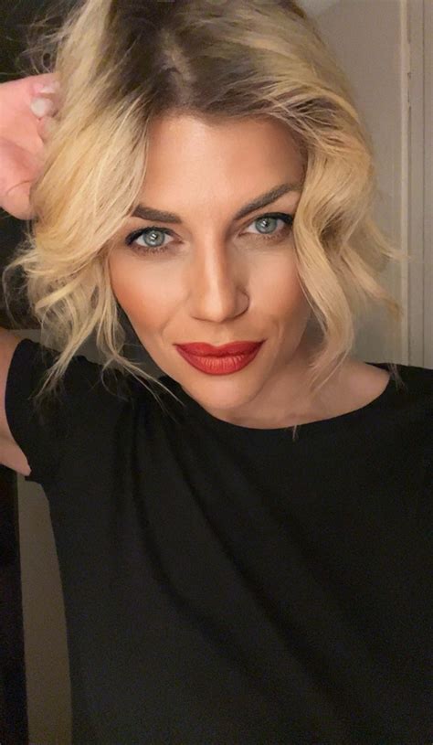 Anthi Anastasia Foteineli On Linkedin Φαίνεσαι πιο ευτυχισμένη όταν