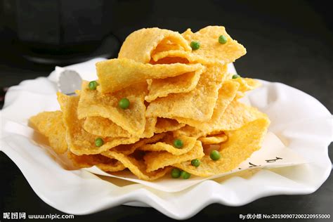 黄金脆片摄影图传统美食餐饮美食摄影图库昵图网
