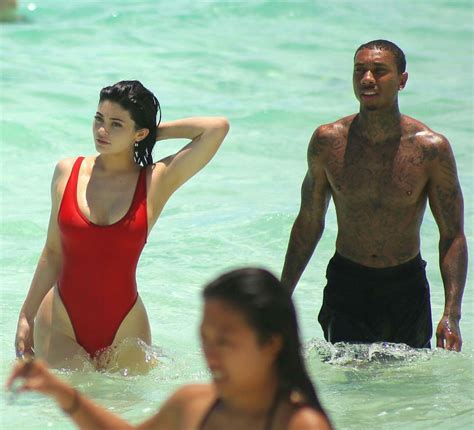 More Photos From Kylie Jenners Birthday Party At The Beach
